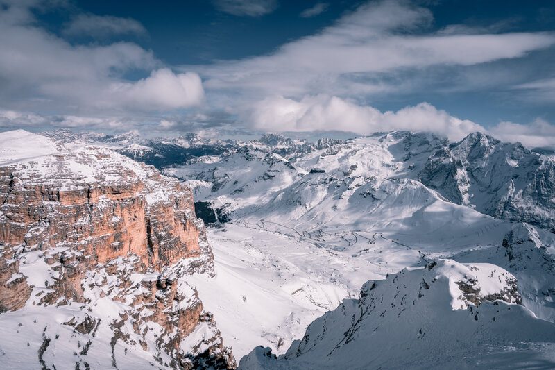 Passo Pordoi Altitudine 2239 M S L M Val Di Fassa